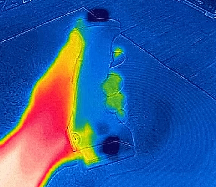 Heat Flux vs Temperature – Kühler